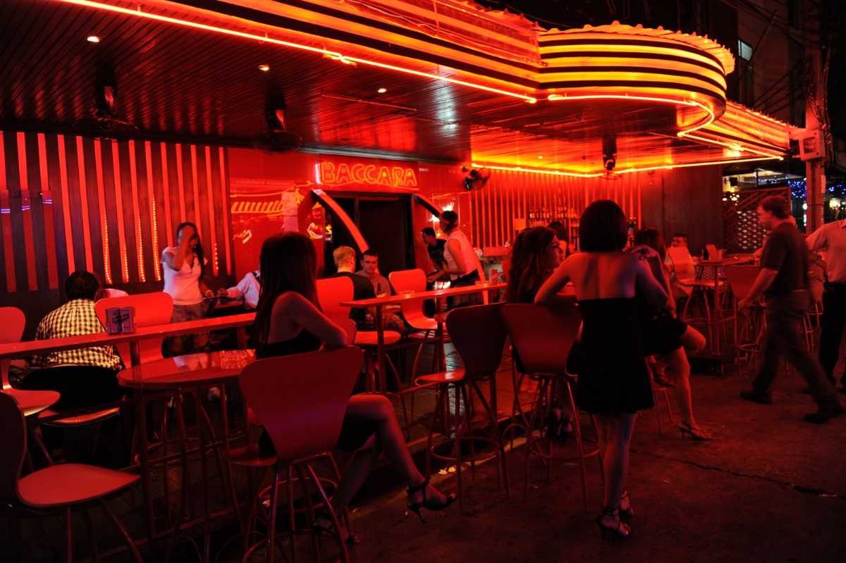 Nana Hotel Freelancers, Thermae Bar and Butterflies GoGo Bar | Bangkok ...
